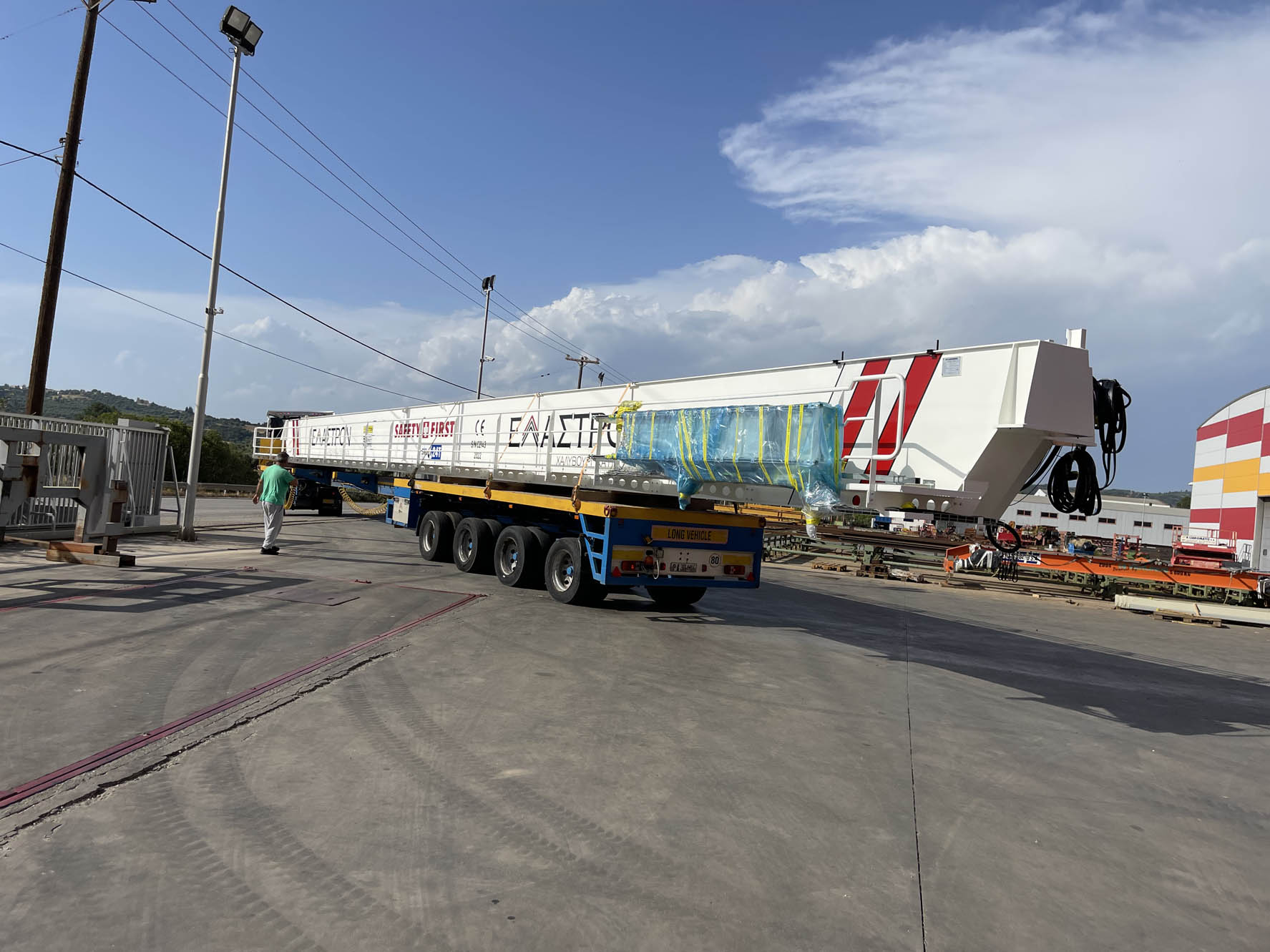 24 TN Crane Installation at Elastron | K. Liaromatis