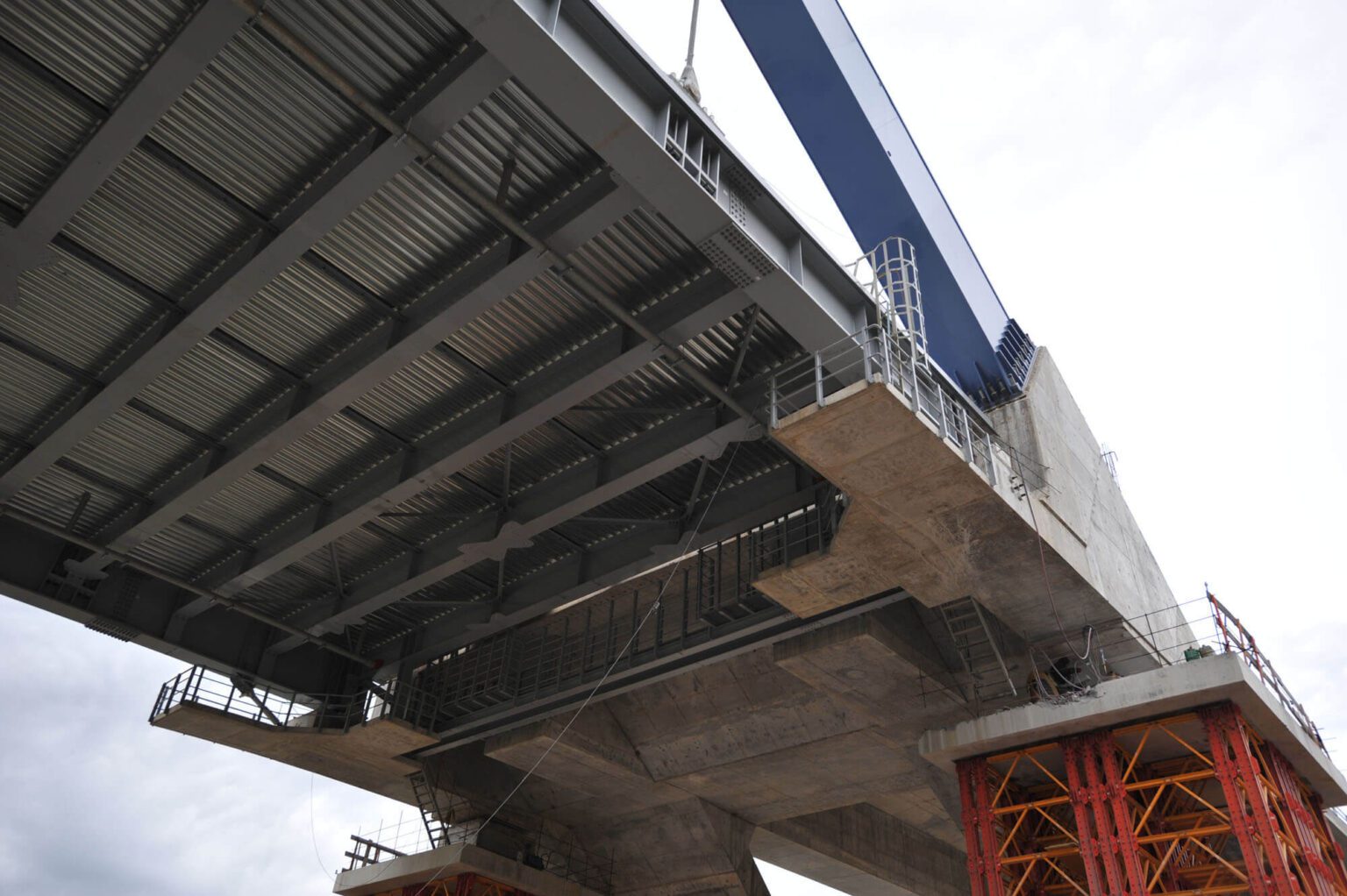 Steel Structures for Tsakona Arch Bridge | K. Liaromatis