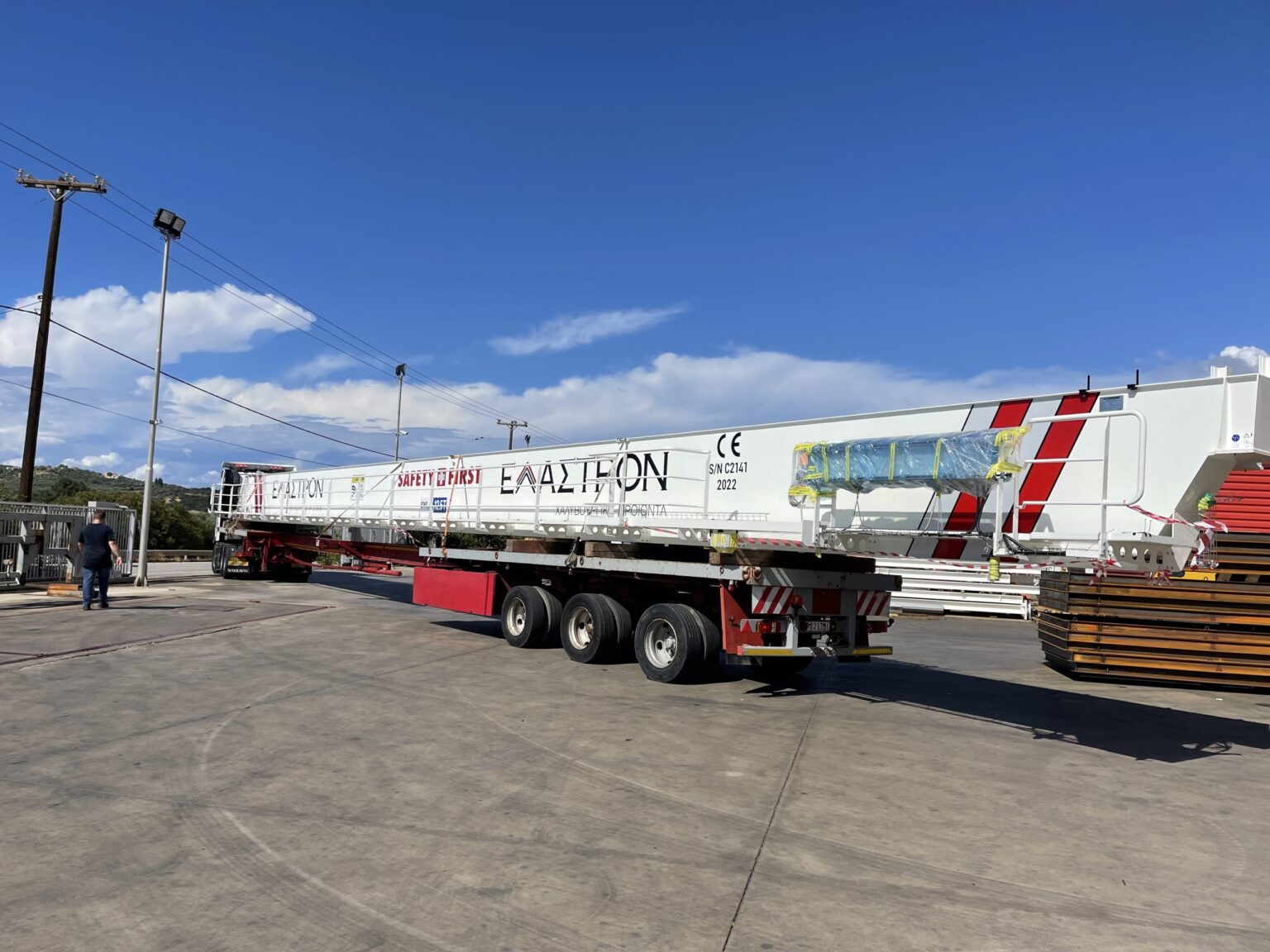 16 TN & 12.5 TN Cranes for Elastron Facility